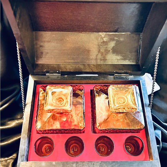 Other | Vintage Treasure Chest Bar Set | Poshmark